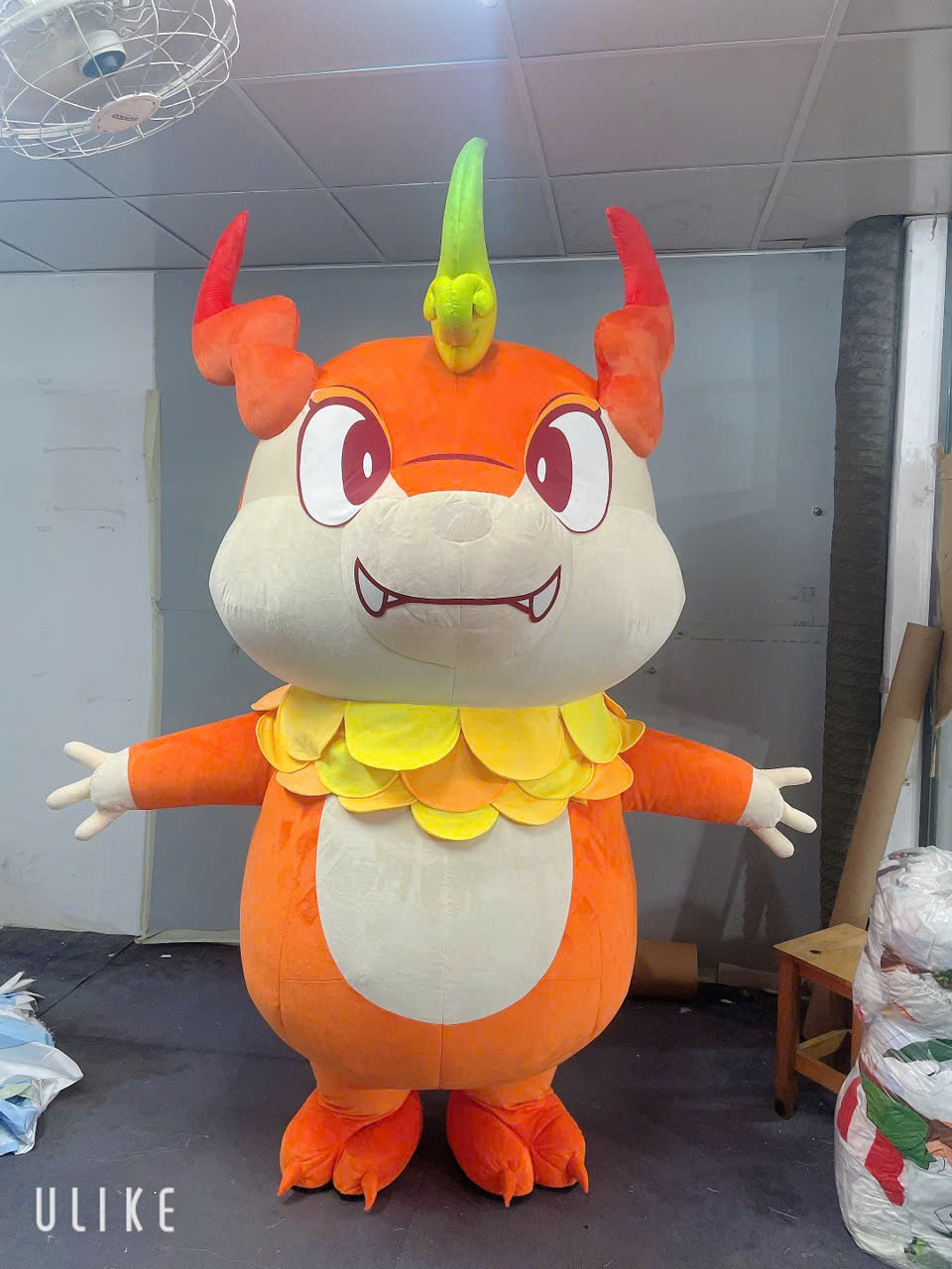 Xưởng sản xuất mascot bông, mascot hơi theo yêu cầu